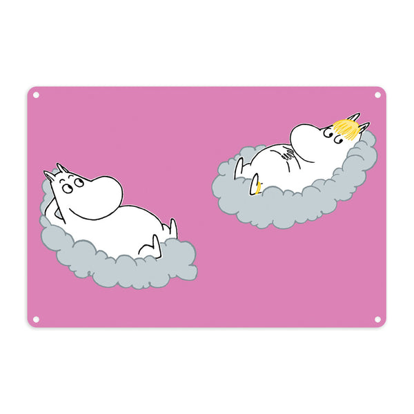 Moomintroll and Snorkmaiden relax on clouds. – Star Editions